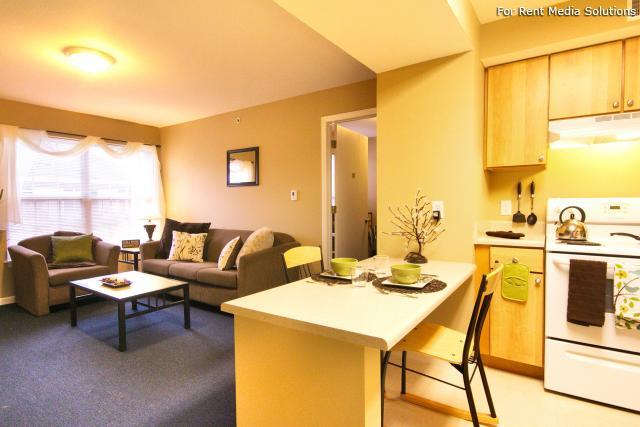 Woodview Commons Apartments, East Peoria IL - Walk Score