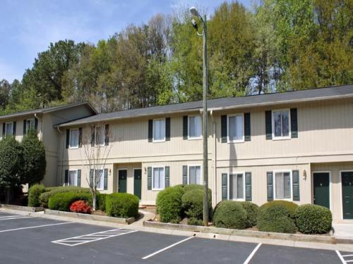 Village at Wesley Chapel Apartments, Decatur GA - Walk Score